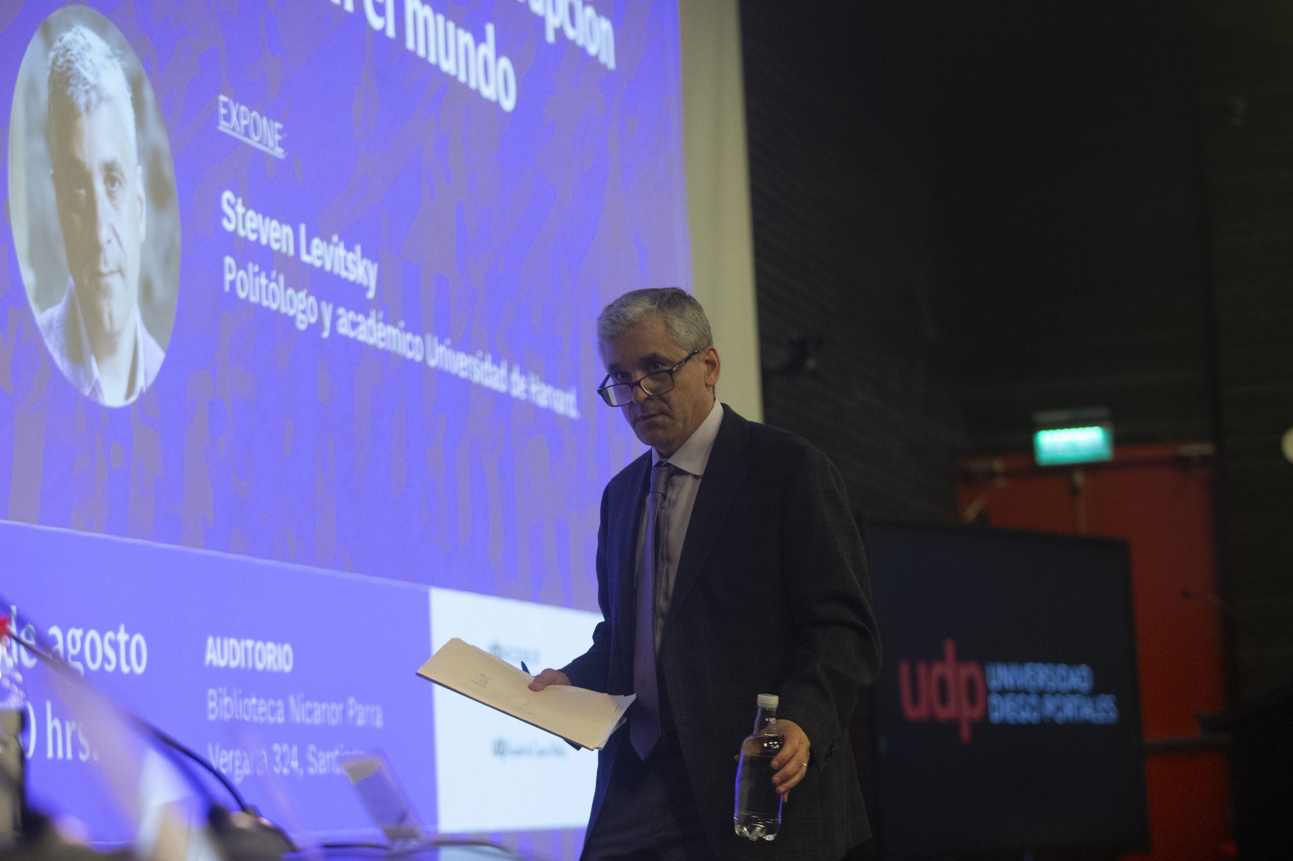 Revive la Cátedra Norbert Lechner “Democracias resilientes e irrupción ...